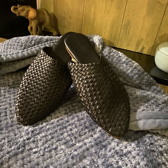 Universal Thread | Shoes | Universal Threads Sandals Slip On Sizewoman ...